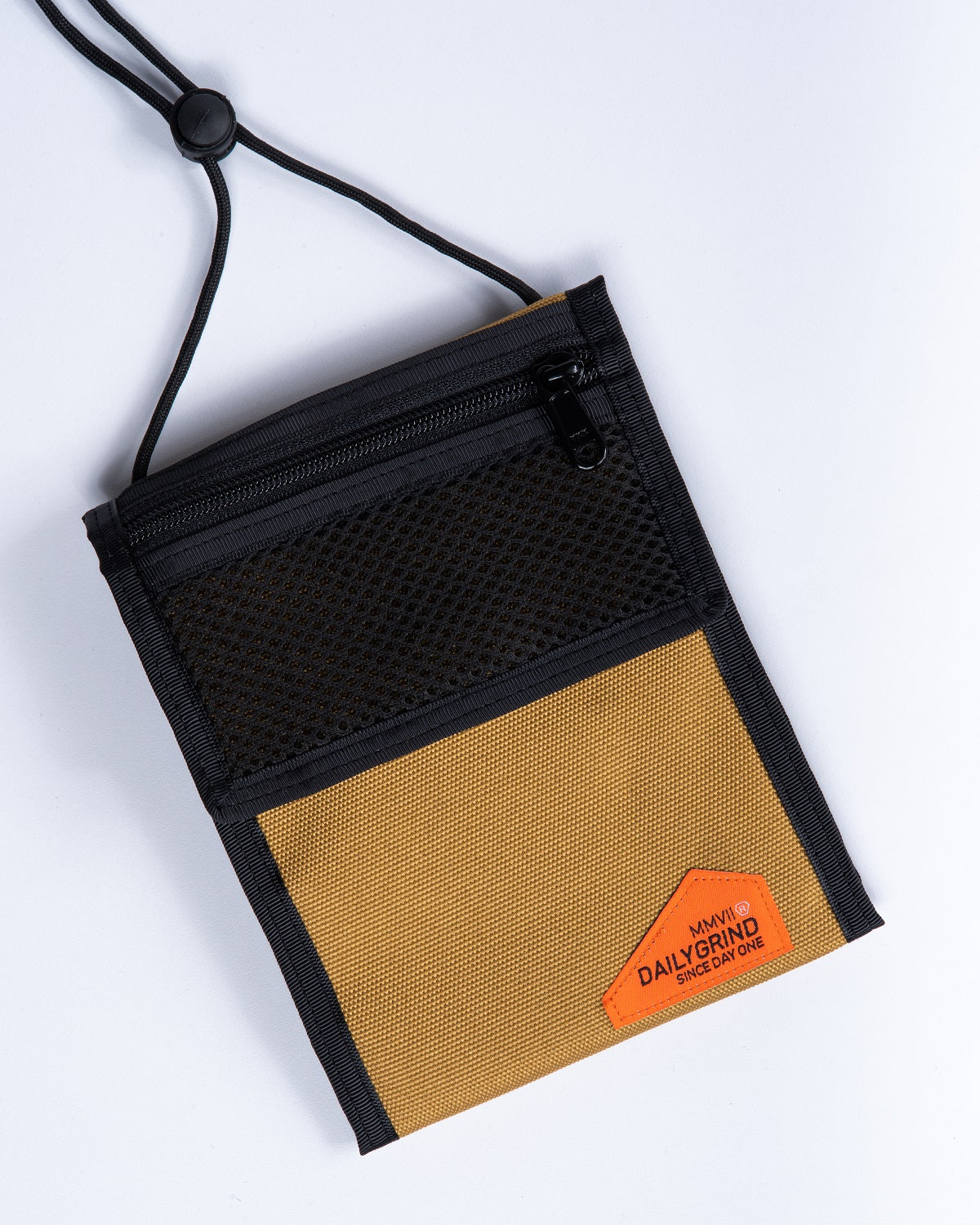 DAILY GRIND ENTIRE SLING WALLET KHAKI | Daily Grind Store PH