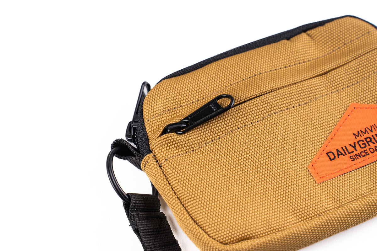 DAILY GRIND DAILY POUCH KHAKI | Daily Grind Store PH